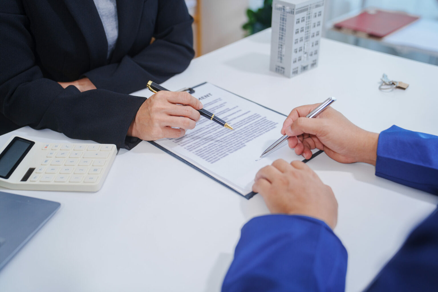 What Is Business Liability Insurance? | Definition and Guide